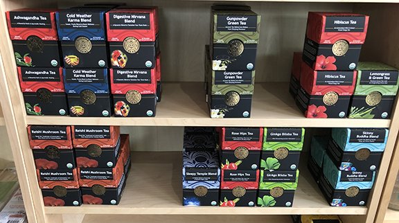 Corner Store Focuses On Curbside For Its CBD, Hemp, Natural Products